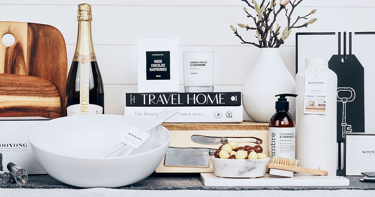 Beautiful Wedding Gift Hampers | Luxury… | First Class Hampers Beautiful Wedding Gift Hampers | Luxury… | First Class Hampers